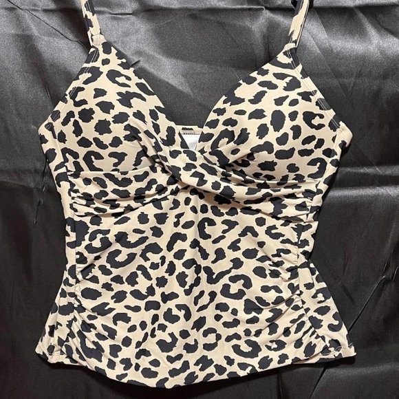 Freshwater | Swim | Nwt New Freshwater Tankini Swim Top Large Cheetah ...